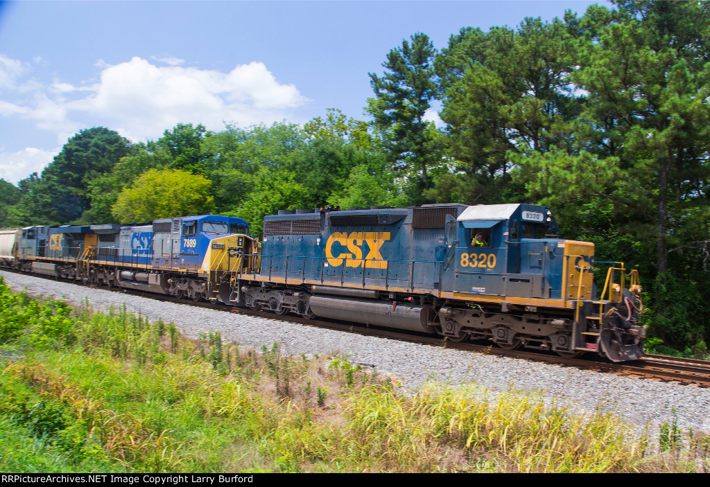 CSX 8320